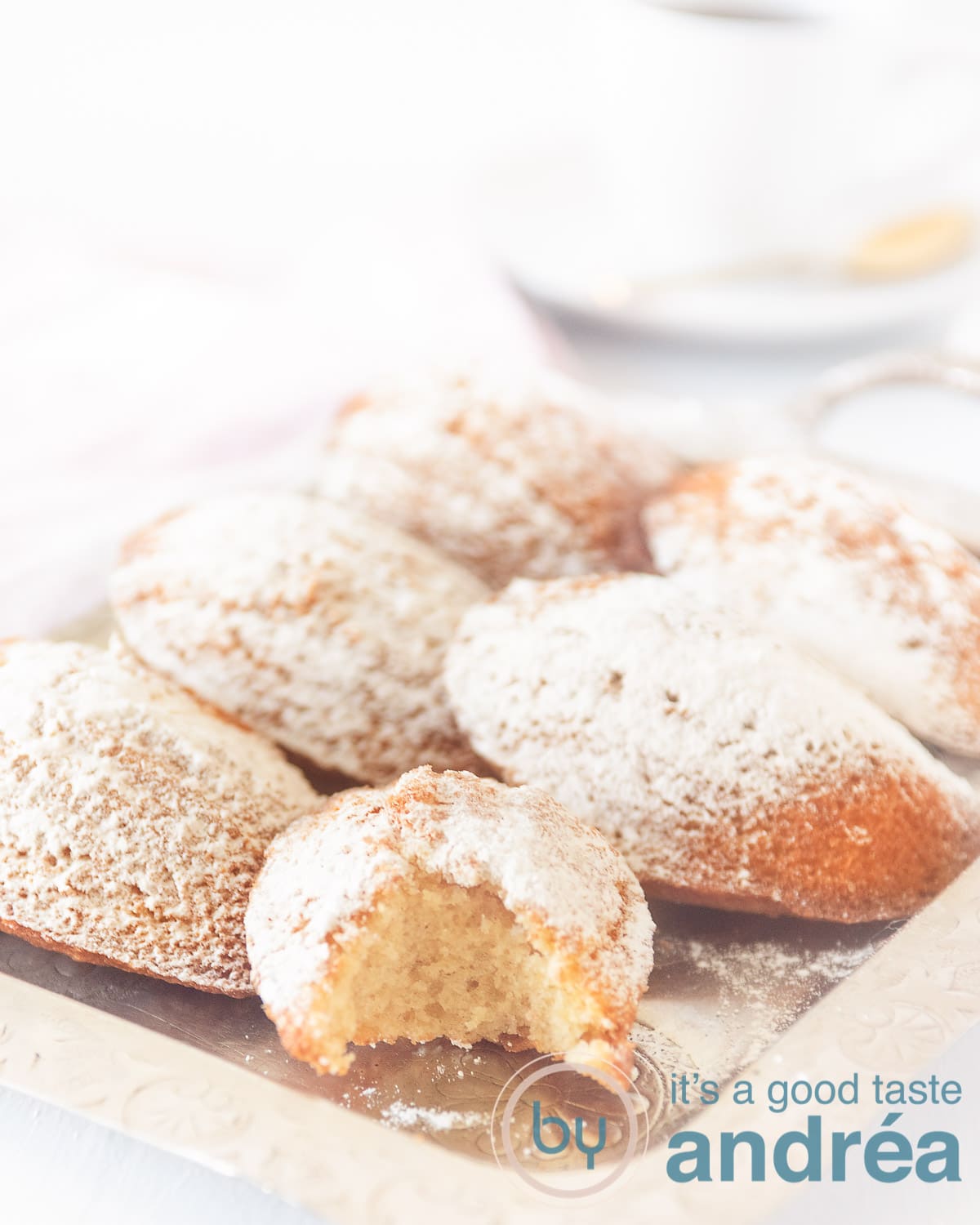 Zelf Klassieke Madeleines Maken - By Andrea Janssen
