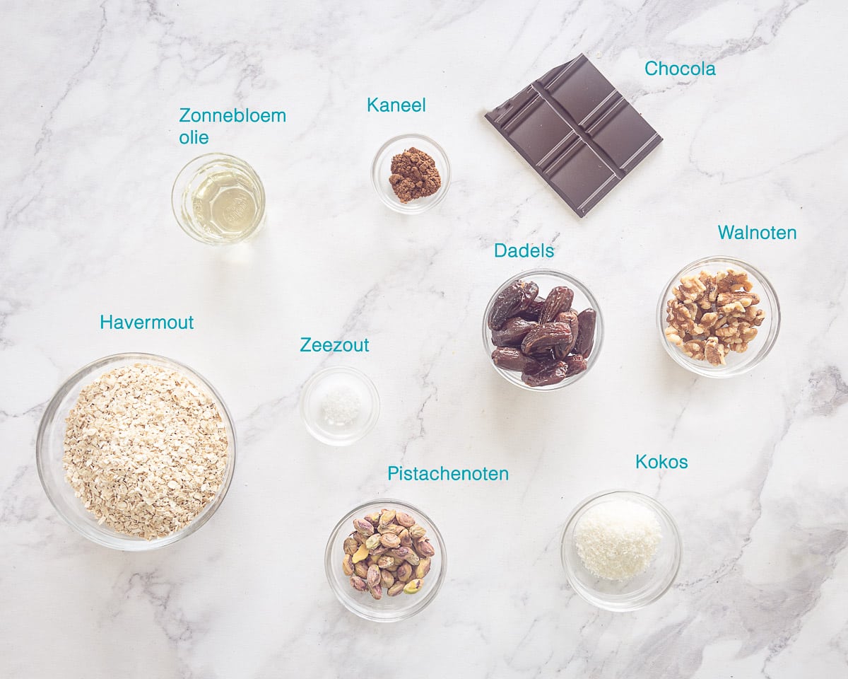 Pure Chocolade Noten Granola - By Andrea Janssen