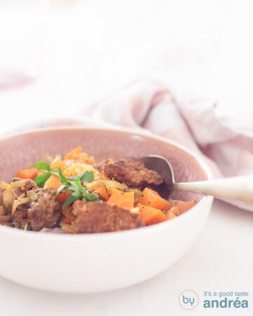 Slowcooker Runderstoofpot met Wintergroenten - By Andrea Janssen